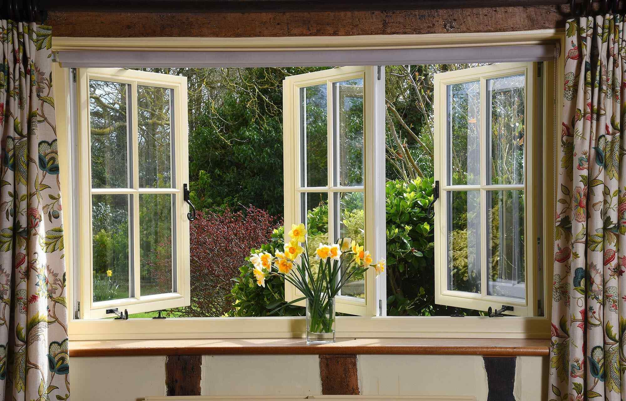 Casement Timber Windows: A Perfect Blend of Tradition and Performance